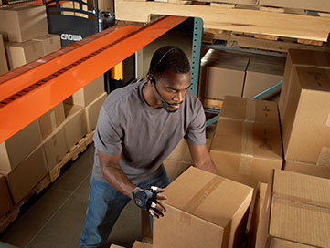 Crown | Brasil | Equipamentos para Movimentação de Materiais